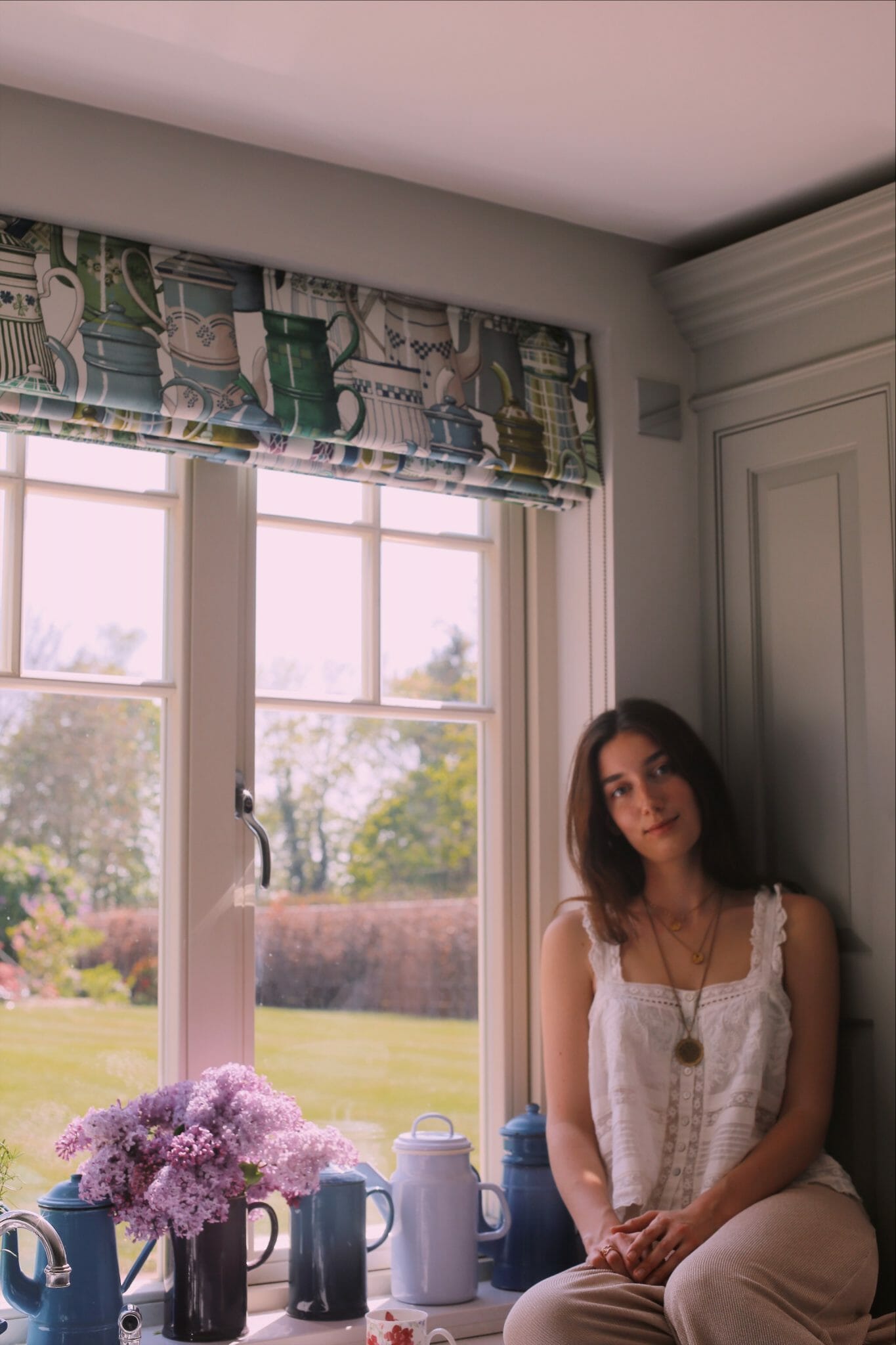 About - Holly Victoria